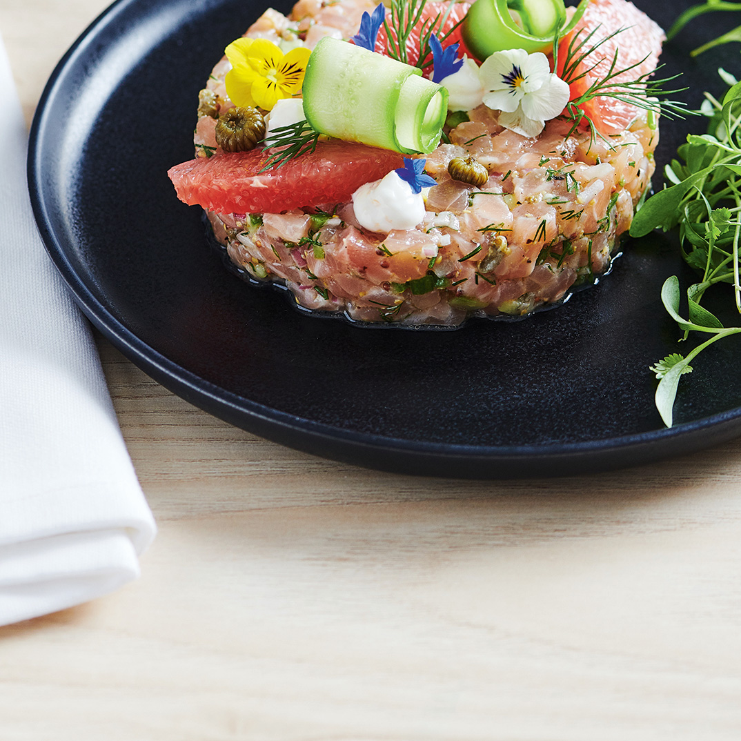 Salmon Tartare with Grapefruit and Dill | RICARDO