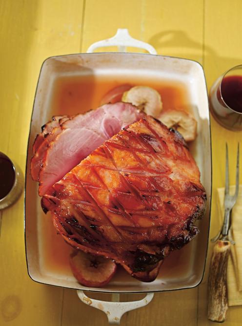 Jambon glacé à la pomme épicée | RICARDO