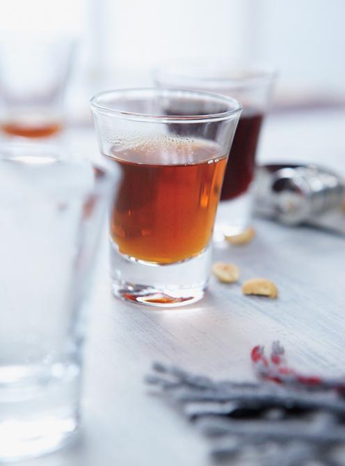 Traditional Caribou Drink | RICARDO