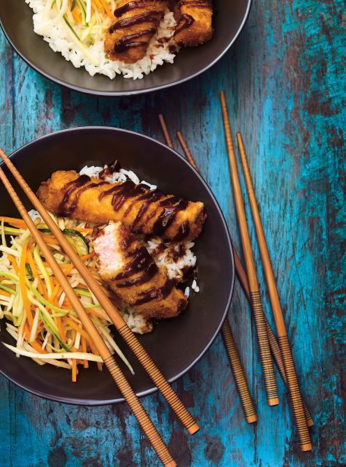 Bol de riz au porc croustillant et aux légumes marinés | RICARDO