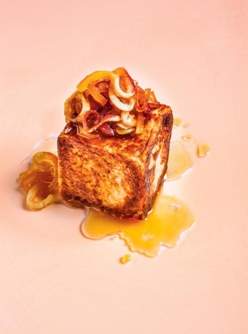French Toast Cubes with Apple and Brandy Sauce | RICARDO