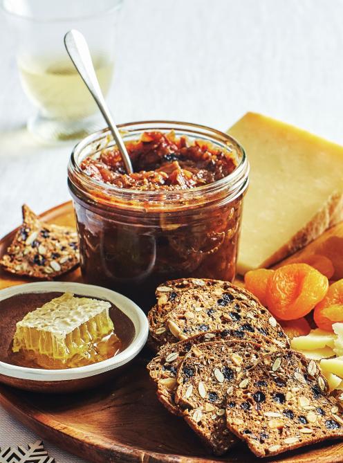 Date and Bacon Chutney | RICARDO