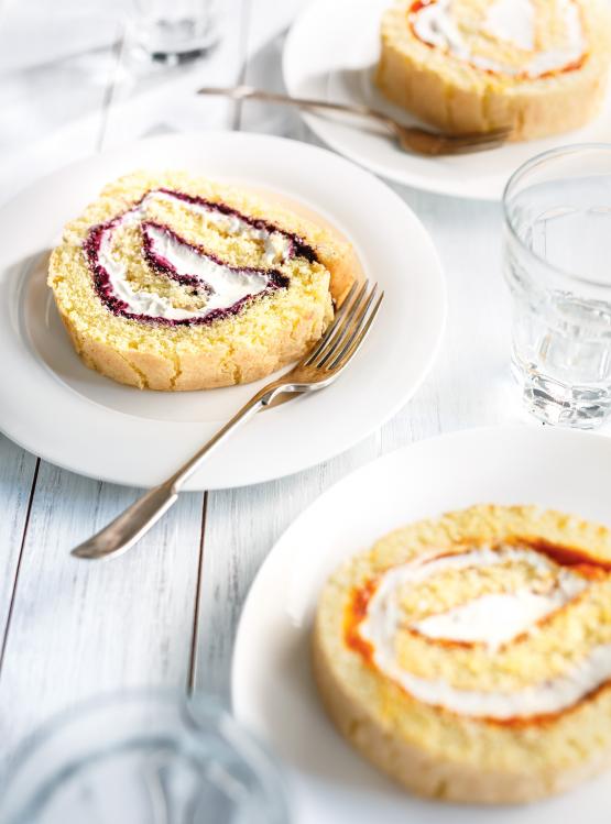 Gâteau roulé aux petits fruits | Ricardo