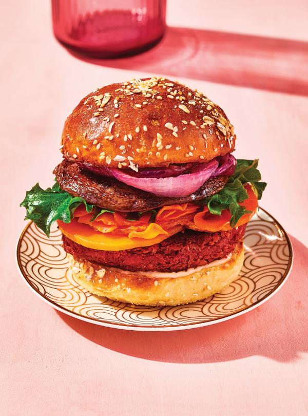 Burgers aux pois chiches et aux légumes rôtis | Ricardo