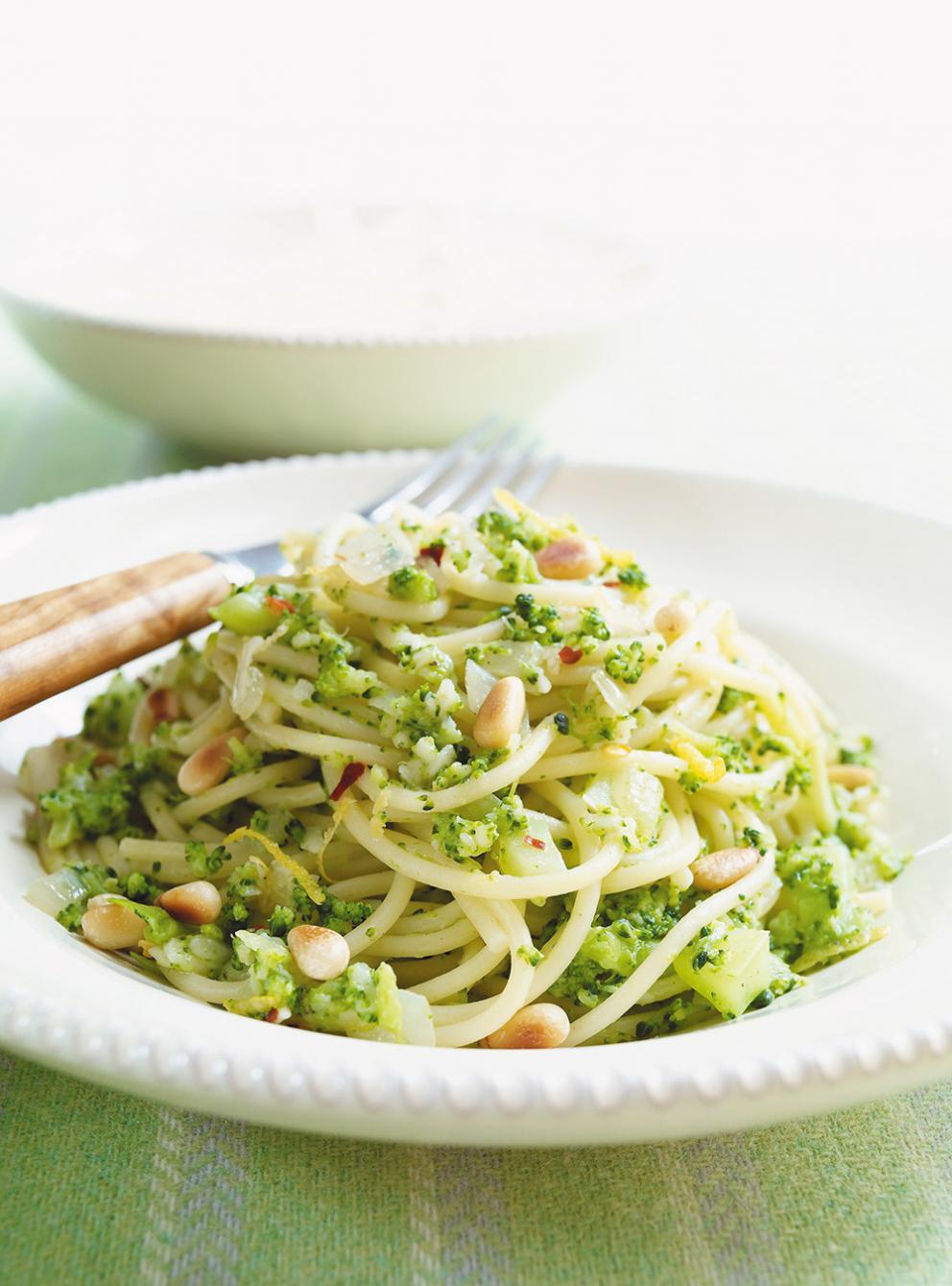 Spaghetti with Broccoli | RICARDO