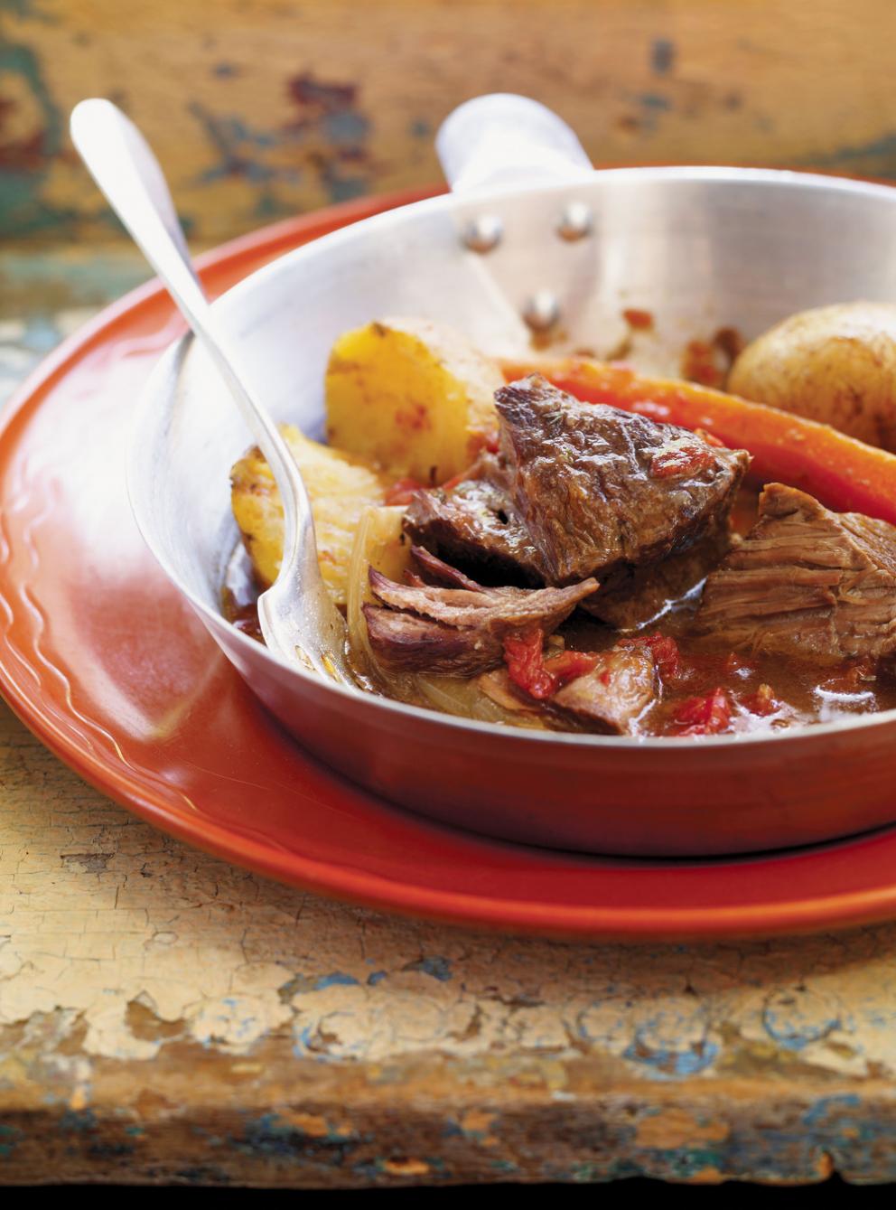 Slow Cooker Beef in Red Wine | RICARDO