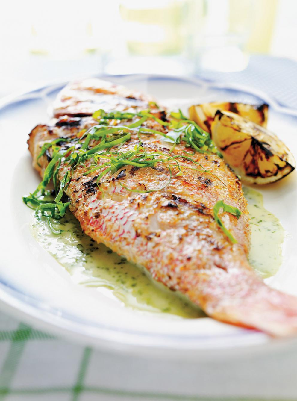 Grilled Red Snapper with Sorrel and Garlic Cream | RICARDO