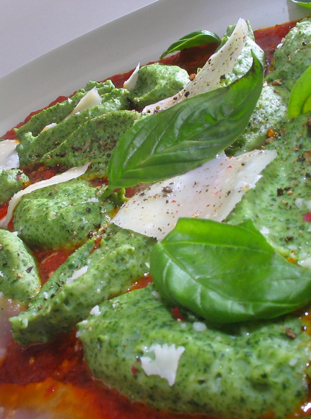 Spinach Polpetti with Tomato Sauce | RICARDO