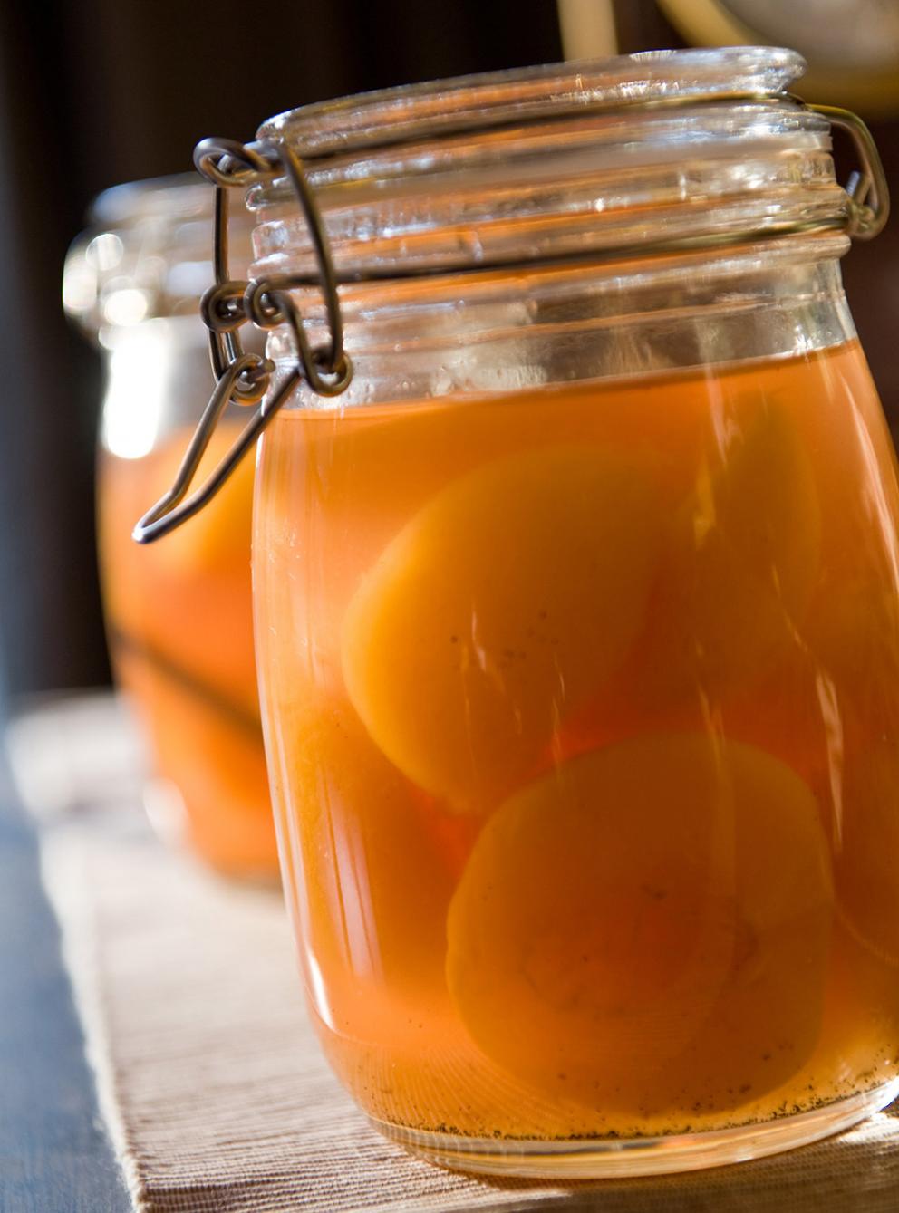 Poached Peaches (Vanilla or Muscat) | RICARDO
