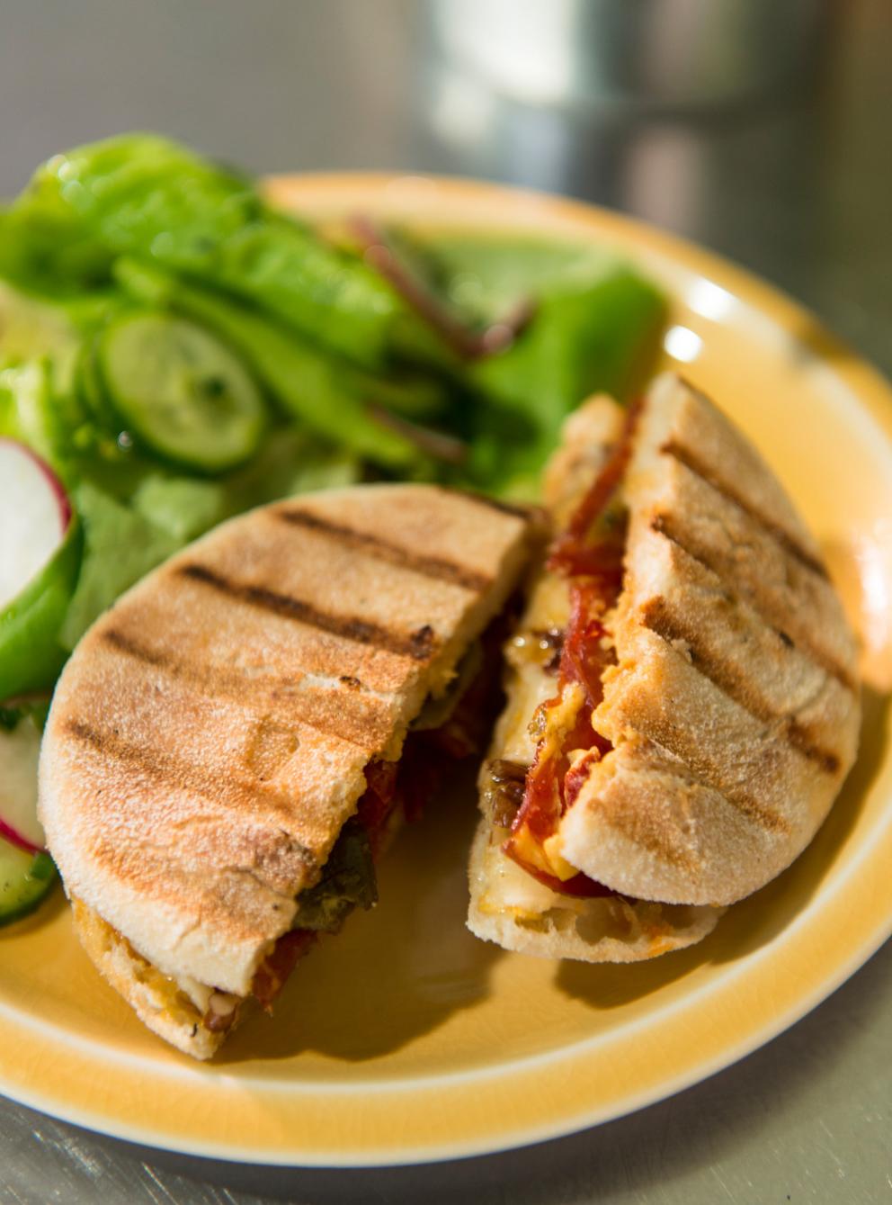 Chorizo Grilled Cheese | RICARDO