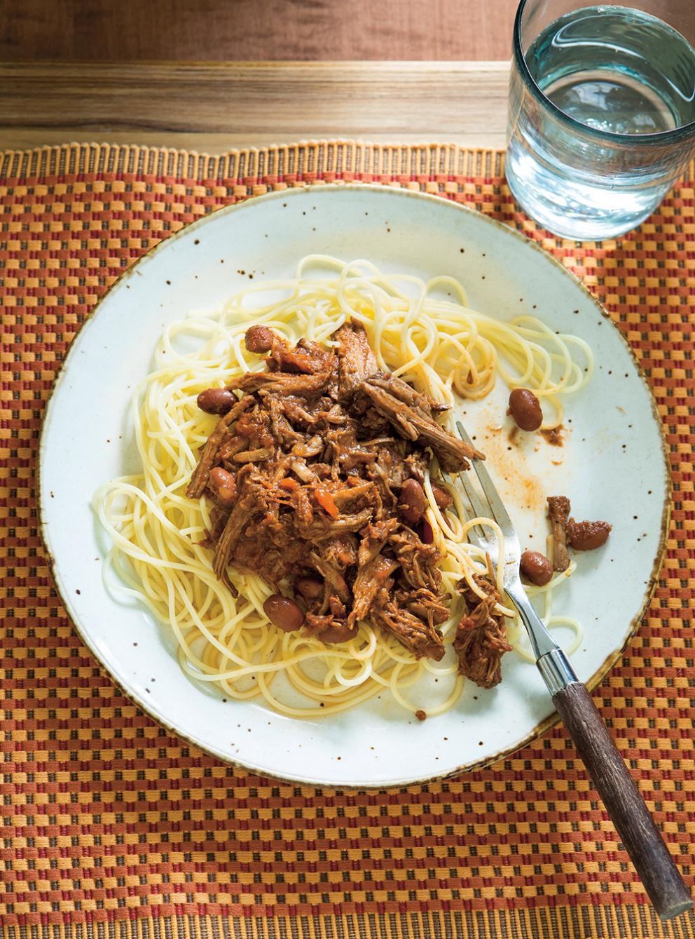 Chili au boeuf braisé et aux haricots rouges | RICARDO