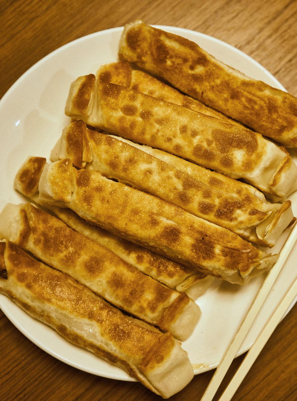 Dumplings grillés au porc (guo tie) | RICARDO