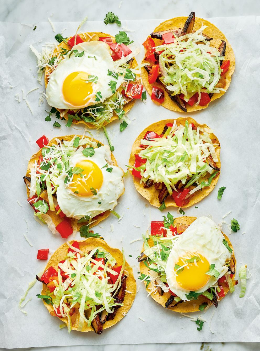 Tostadas with Fried Egg and Barbecue Sauce | RICARDO
