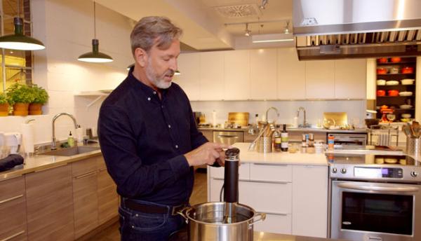 Ricardo déballe la machine à pâtes et nouilles électrique | RICARDO